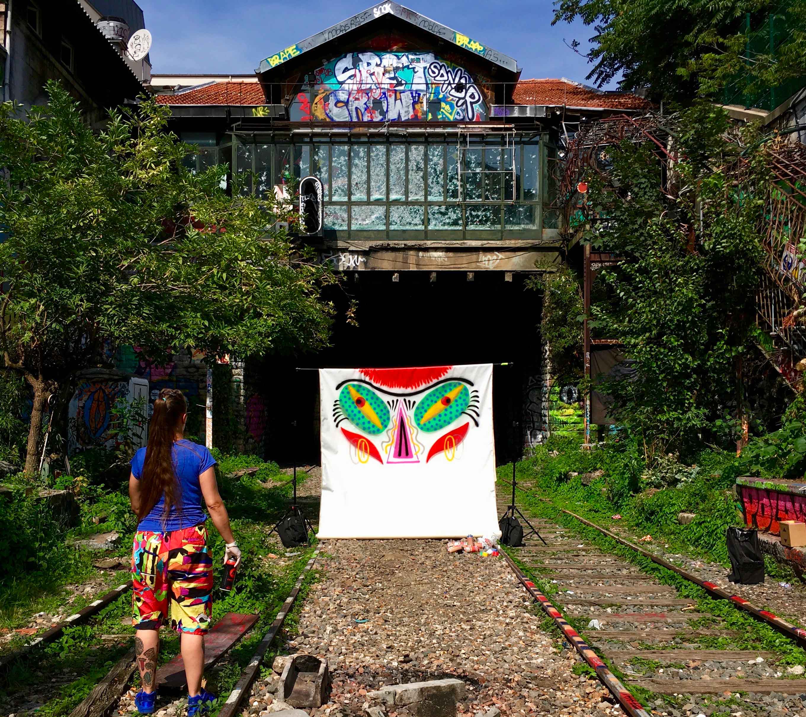 ATOUT FRANCE - Background Paris